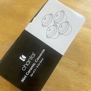 Chantal | Kitchen | Nib Chantal 8 Oz Mini Casserole Dishes Set Of 4 ...